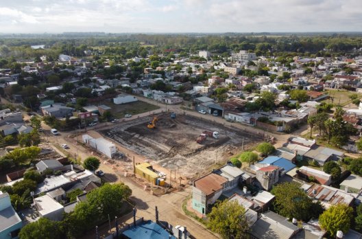 Avanza la construcción del complejo de 88 viviendas - Municipalidad ...